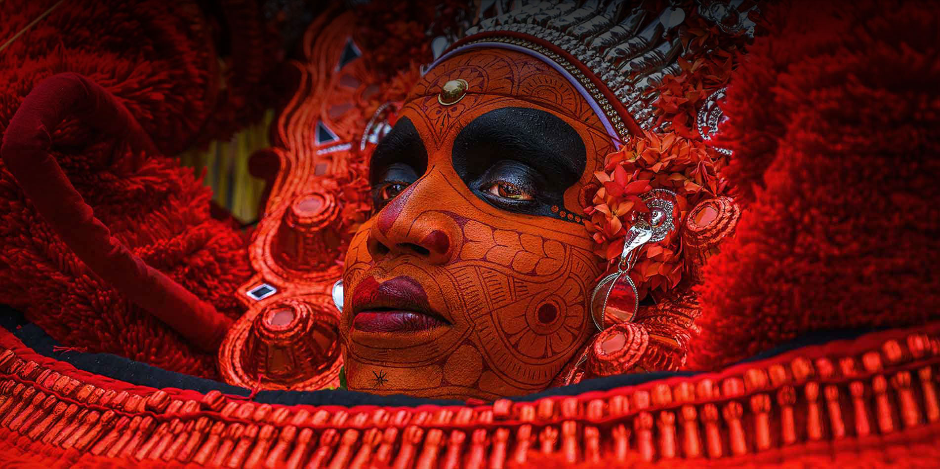 Theyyam Trails | Guided Theyyam Tours in Bekal, North Kerala